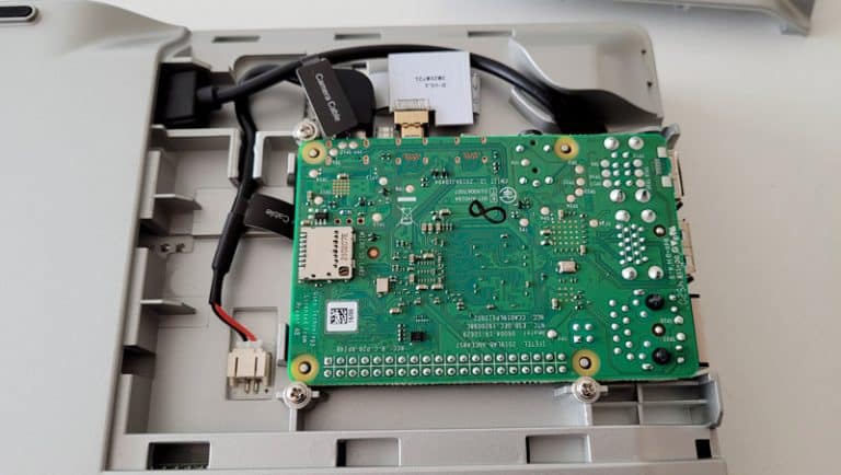 My CrowPi2 Raspberry Pi Laptop Review After One Month Usage – RaspberryTips