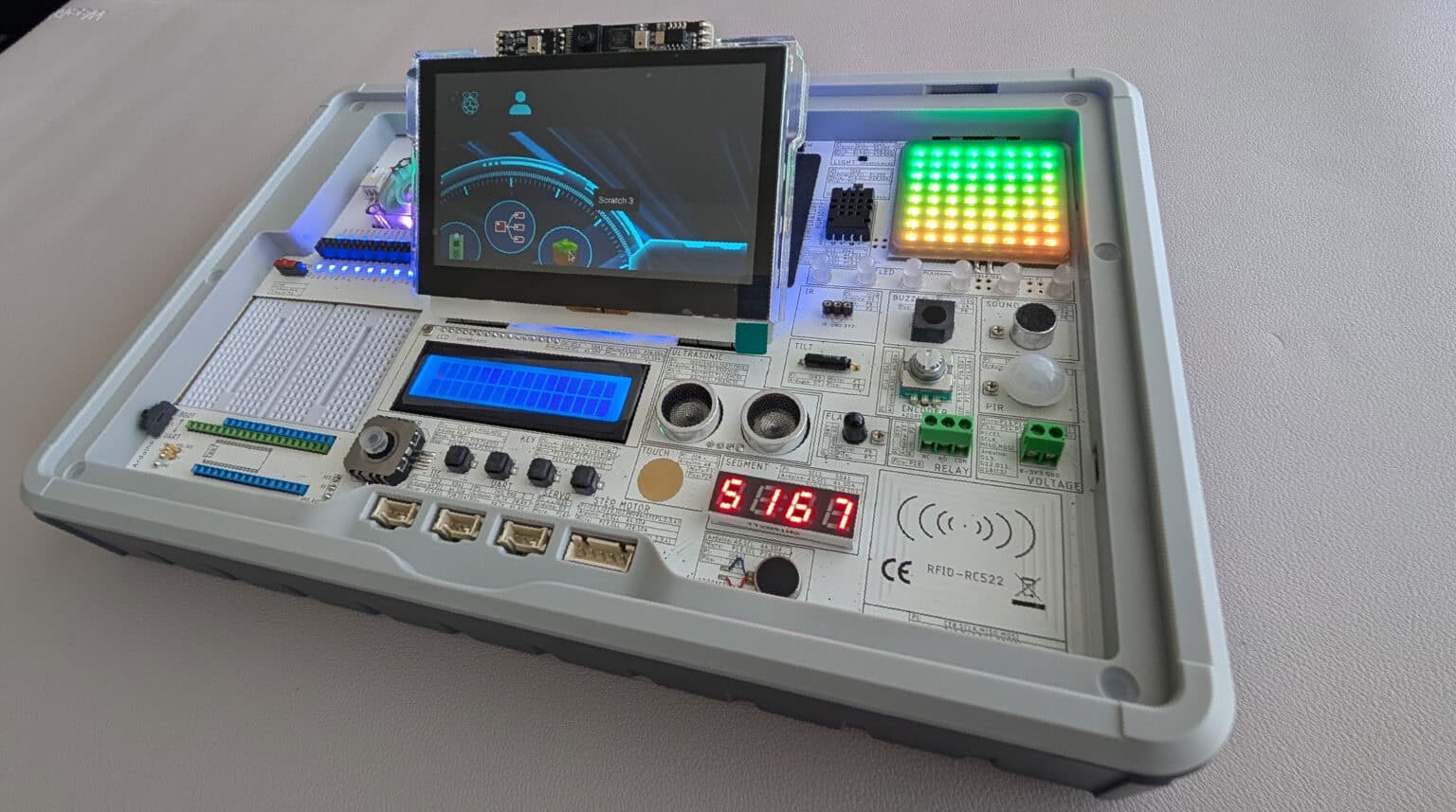 CrowPi 3 Review: A Complete Raspberry Pi Learning Station – RaspberryTips